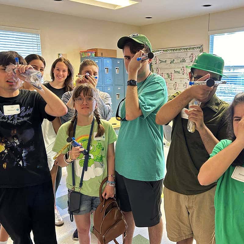 Sunday Circle Adult Program - Friendship Circle Miami